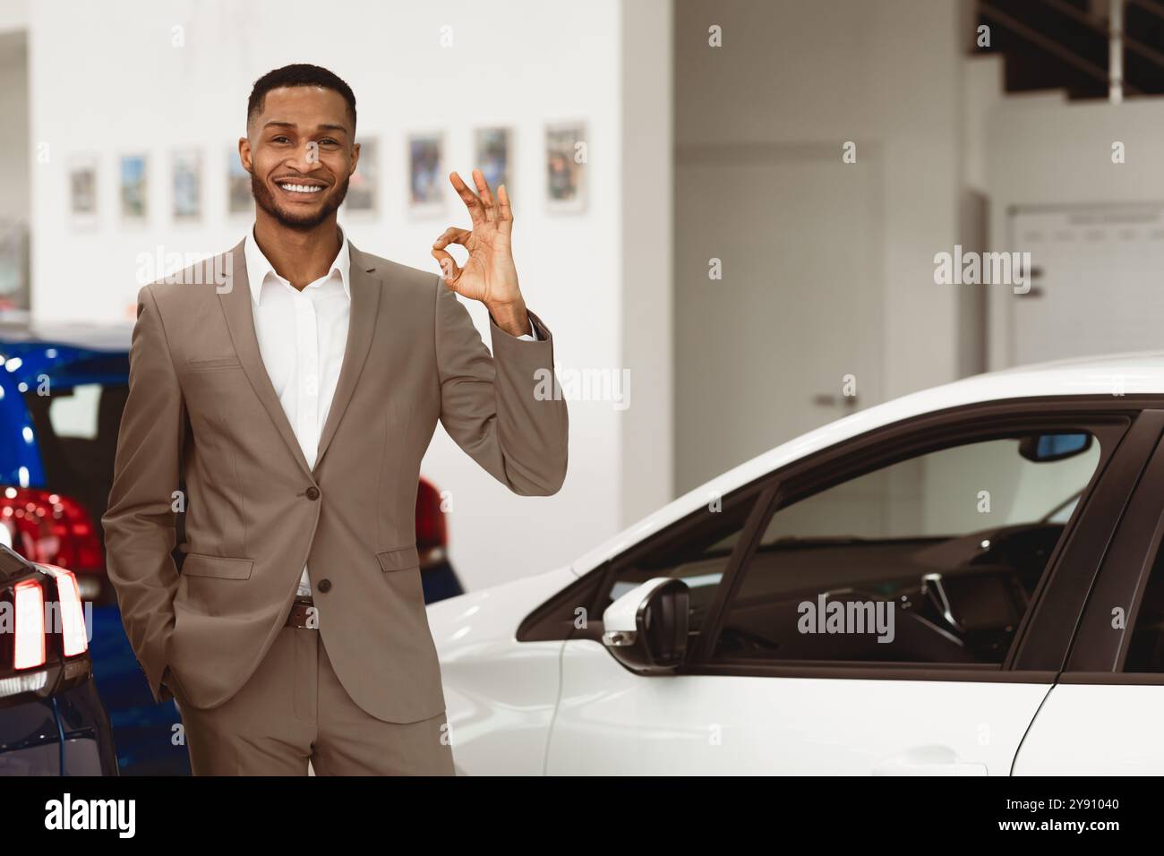 Car salesman advertising new hi-res stock photography and images - Alamy