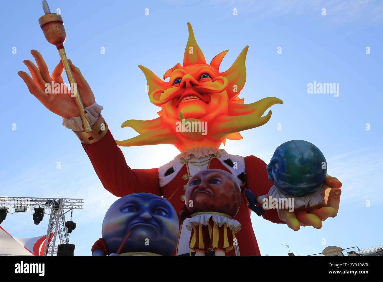 Big heads and floats of the Nice Carnival, the largest carnival in ...