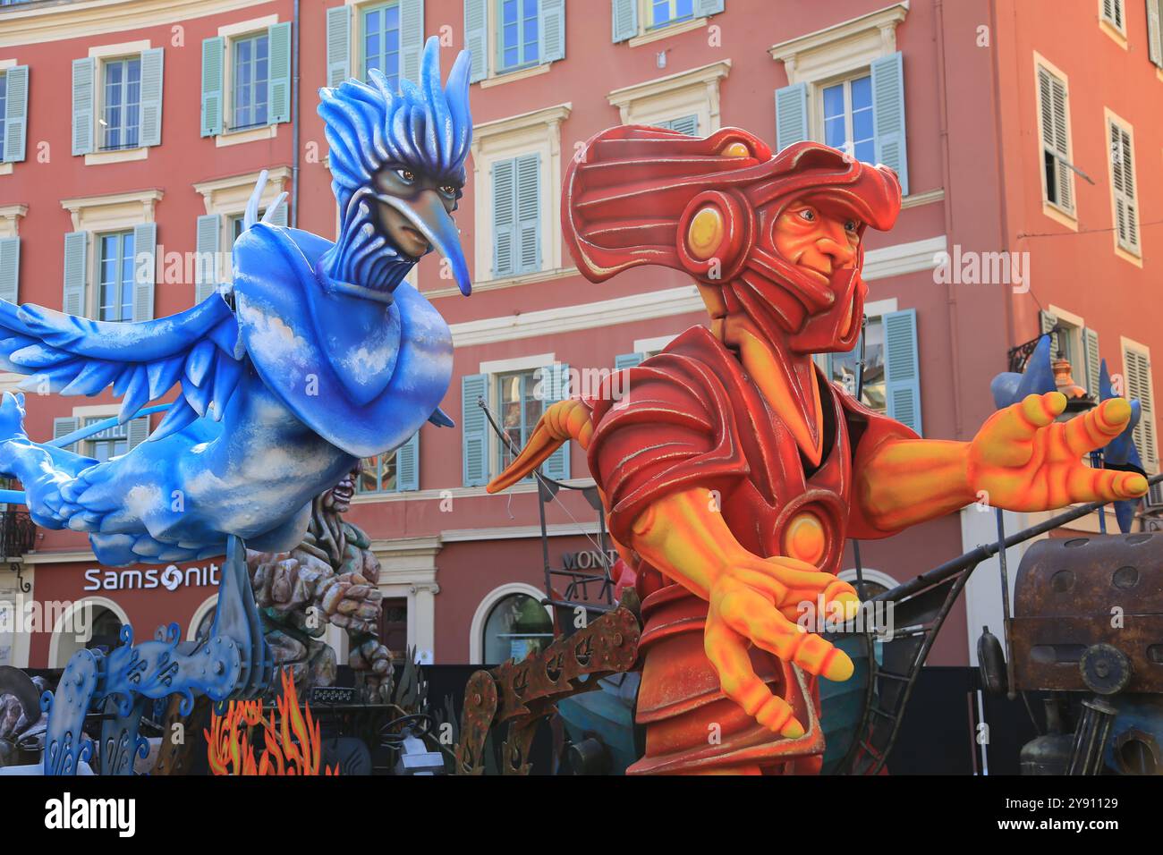 Big heads and floats of the Nice Carnival, the largest carnival in ...
