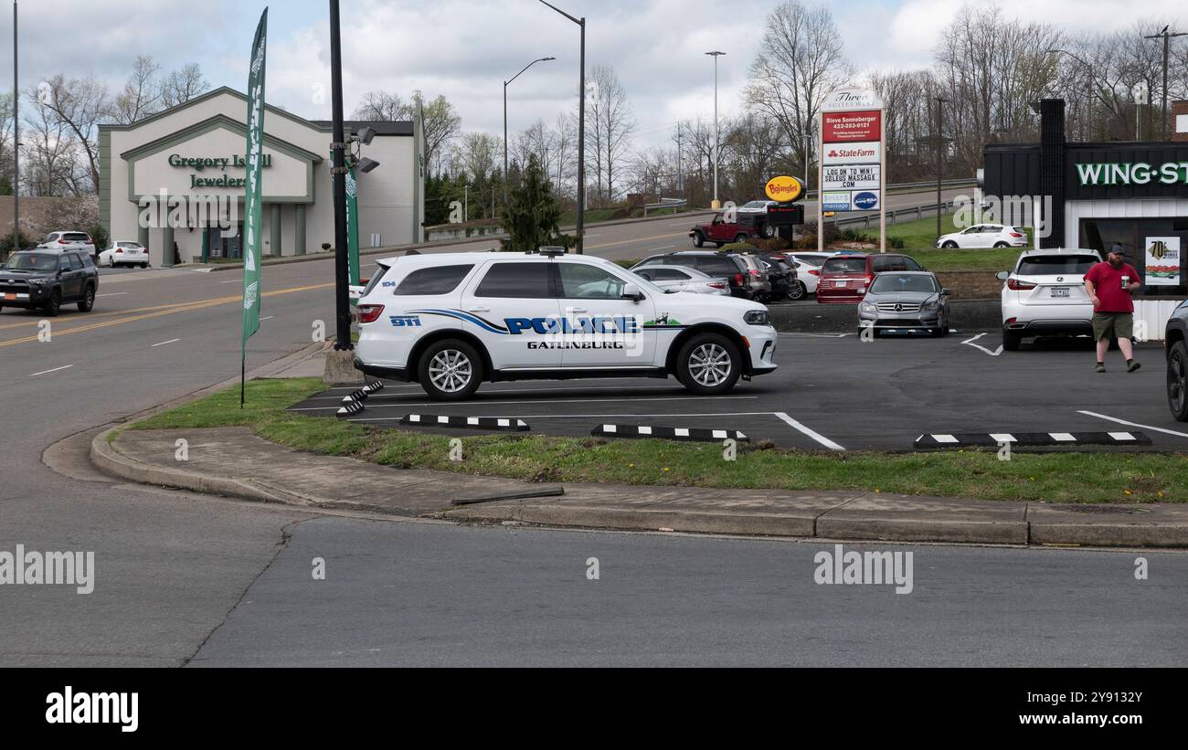 Johnson City, Tennessee, United States 2024-03-27 Gatlinburg Police ...