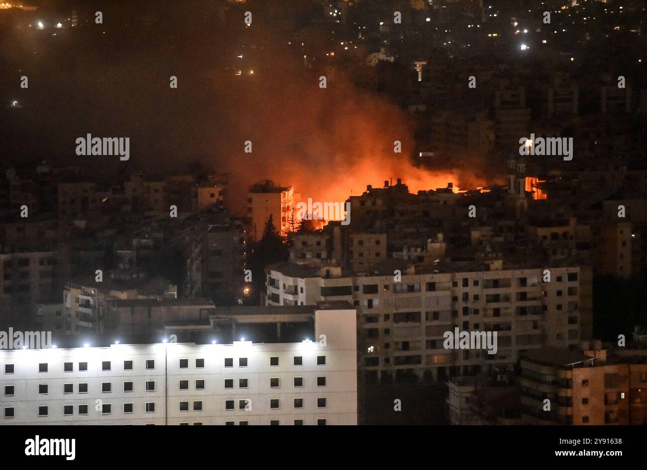 Beirut, Lebanon. 07th Oct, 2024. Smoke rises after Israeli forces ...