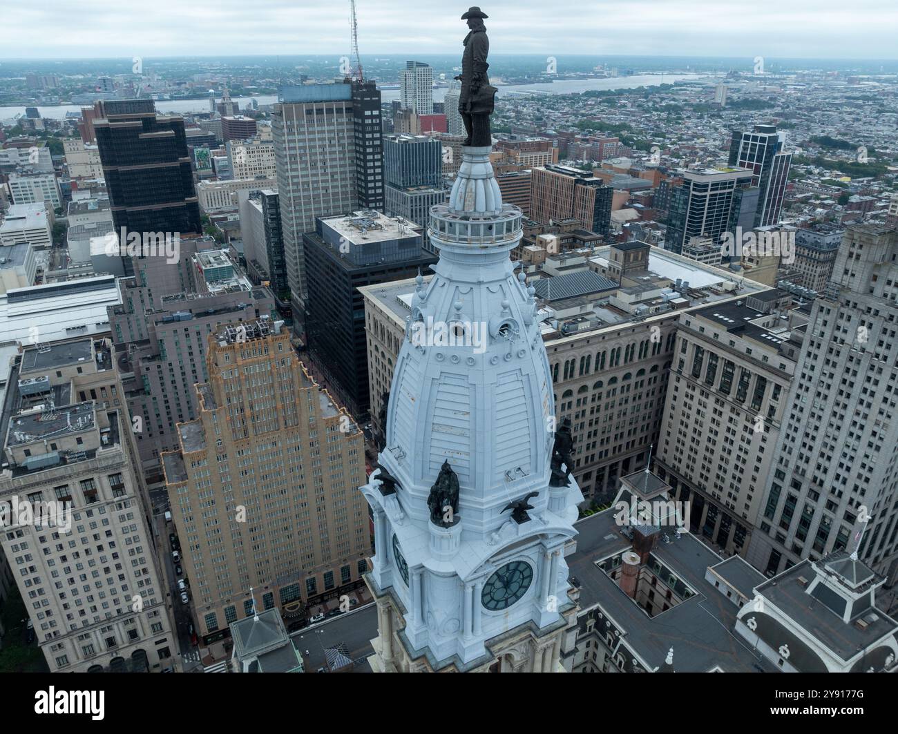 Aerial philadelphia city hall pennsylvania hi-res stock photography and ...