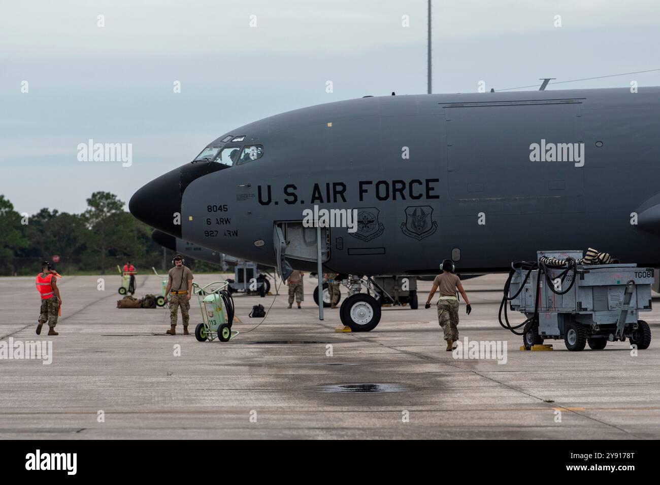 Members of the 927th Maintenance Group and the 6th Maintenance Group ...