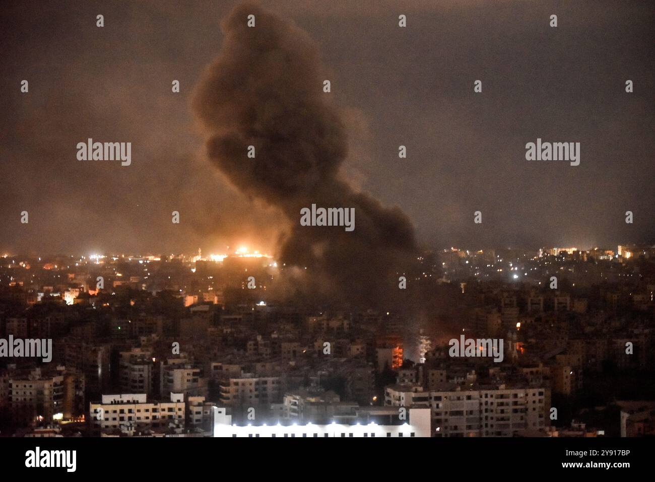 Beirut, Lebanon. 07th Oct, 2024. Smoke rises after Israeli forces ...