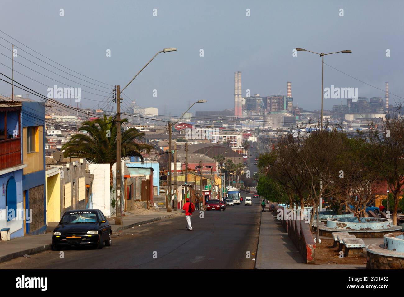 View along Av 18 de Septiembre towards the port and Norgener ...