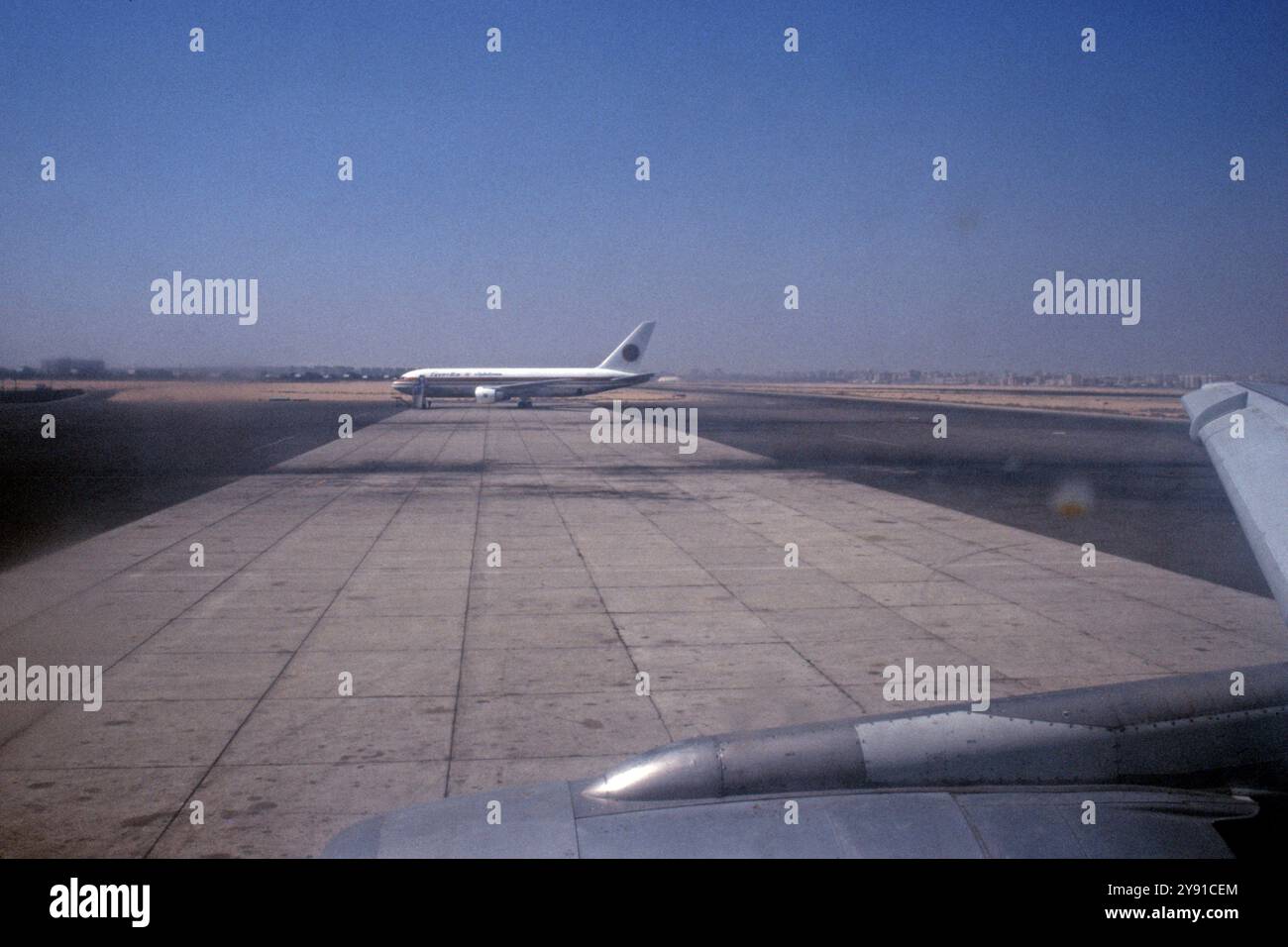 Cairo airport tarmac hi-res stock photography and images - Alamy