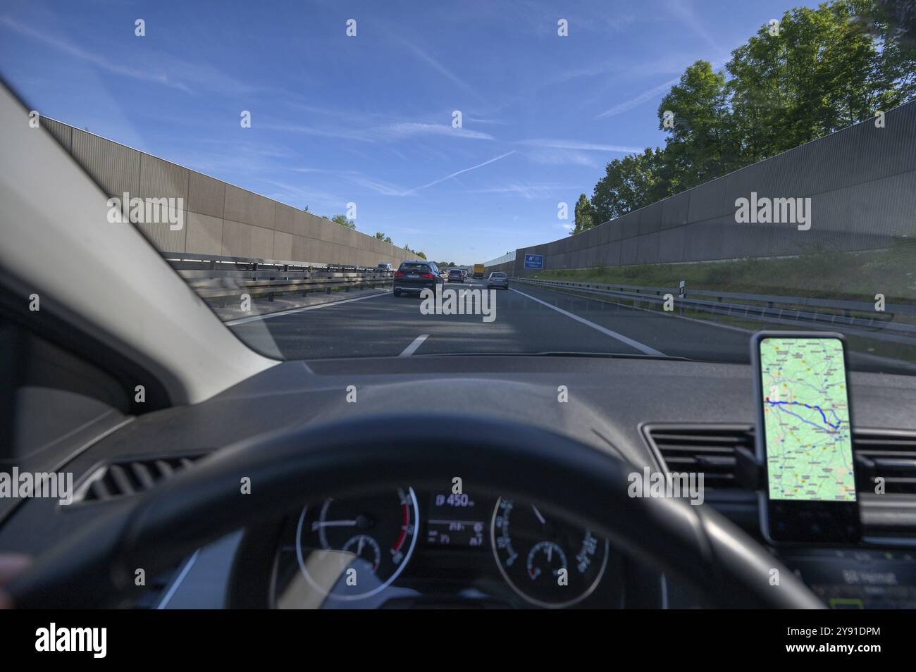 Driving on the A73 motorway with navigation by mobile phone, noise ...