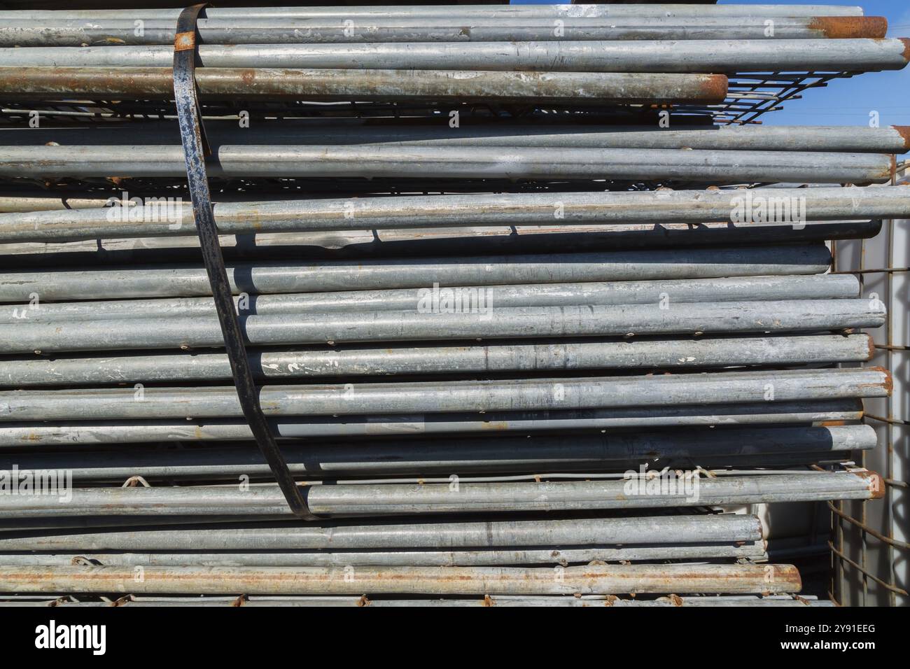 Stacked heavy duty galvanized steel and wire mesh security fences ...