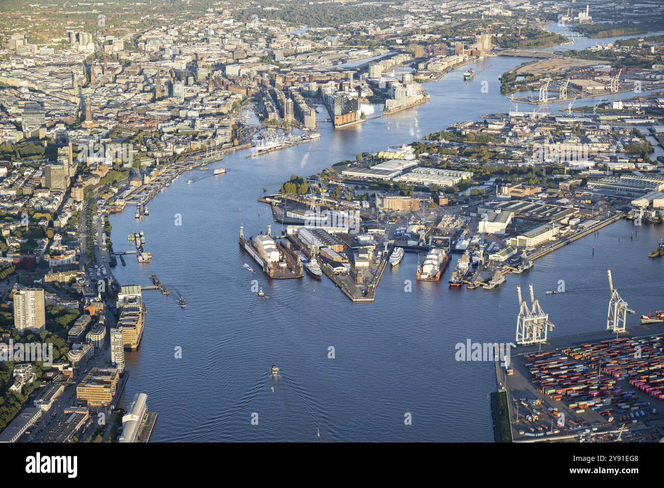 Aerial view of the port of Hamburg with Elbe, Elbe Philharmonic Hall ...