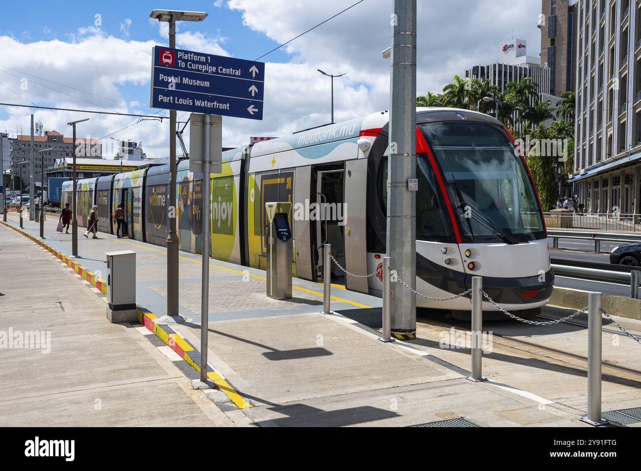 Tram, Metro Express, Caudan Waterfront, Port Louis, Indian Ocean ...