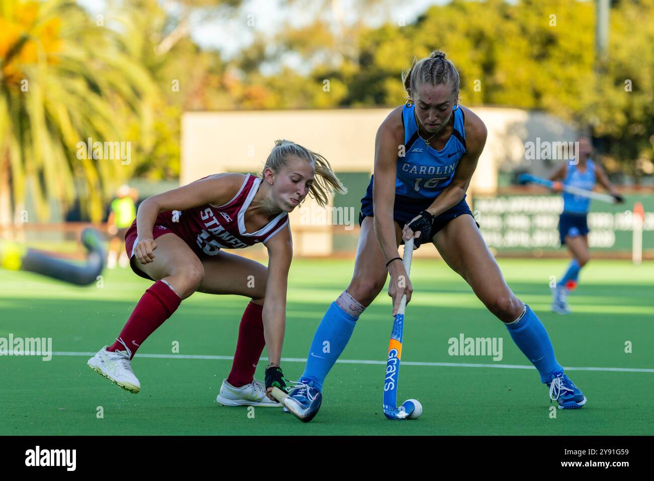 STANFORD, CA - OCTOBER 04: Stanford midfielder Kate Nemec (16) battles ...