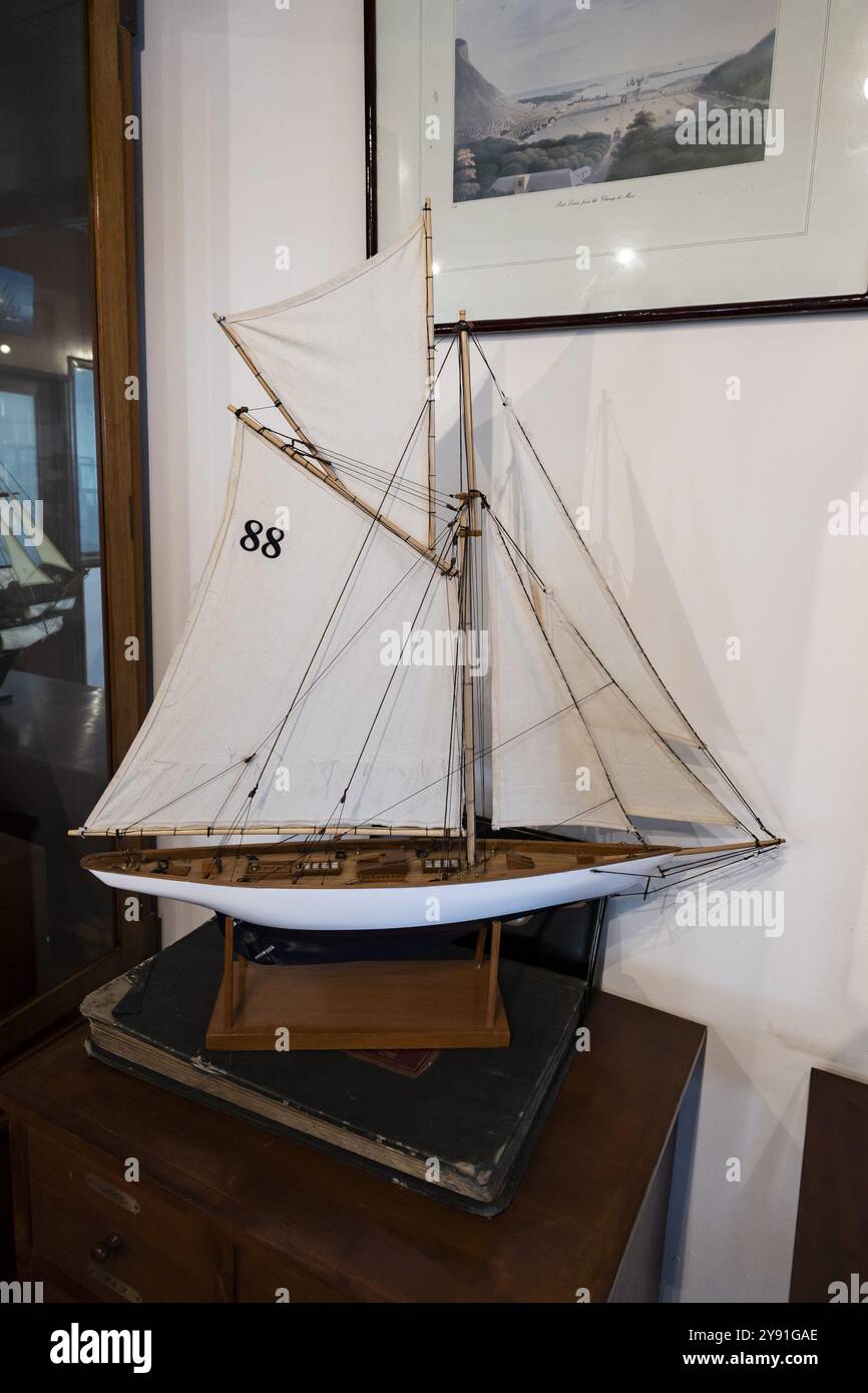 Authentic ship models, exhibition, sale, workshop, Historic Marine ...