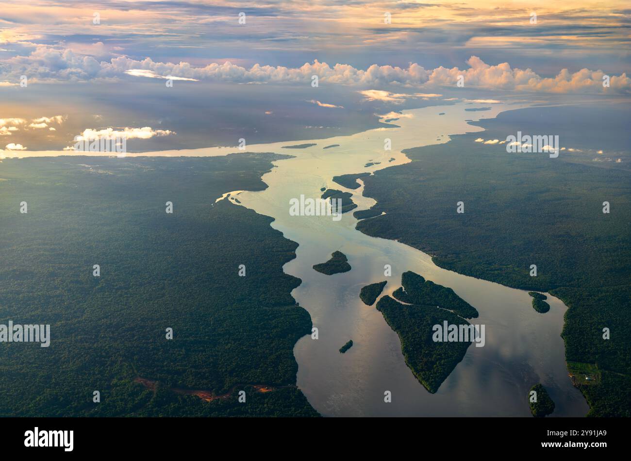 The Essequibo and Cuyuni rivers in the Amazon rainforest of Guyana at ...