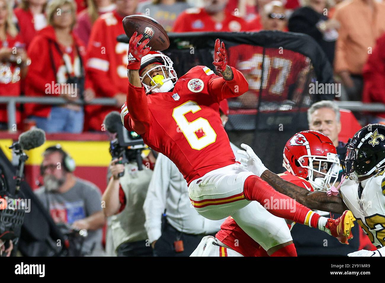 Geha stadium night hi-res stock photography and images - Alamy