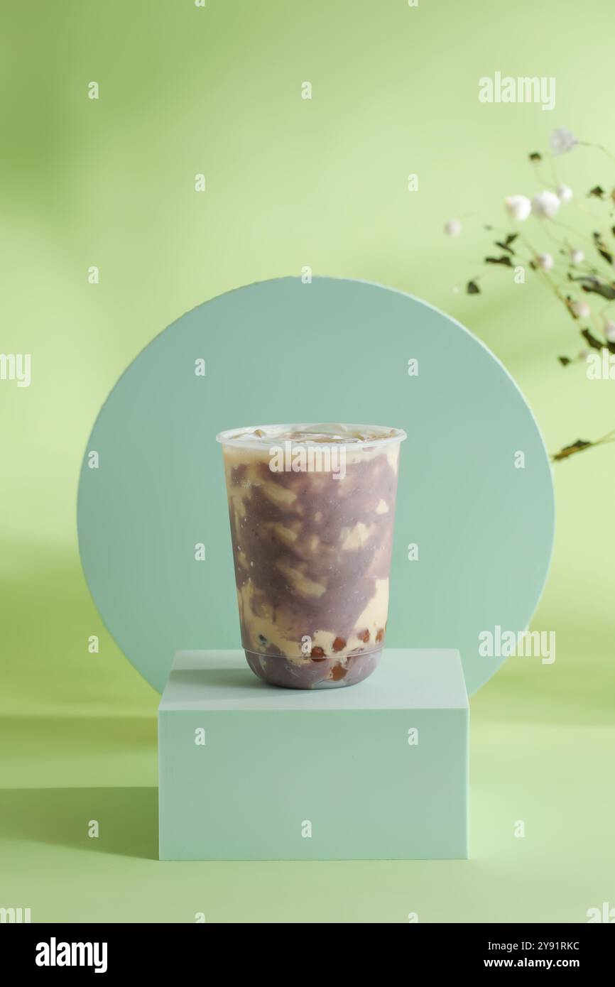 Mashed taro hi-res stock photography and images - Alamy