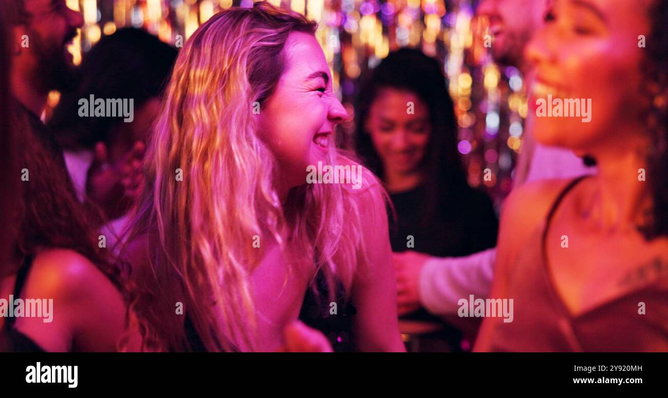Rave girls hi-res stock photography and images - Alamy