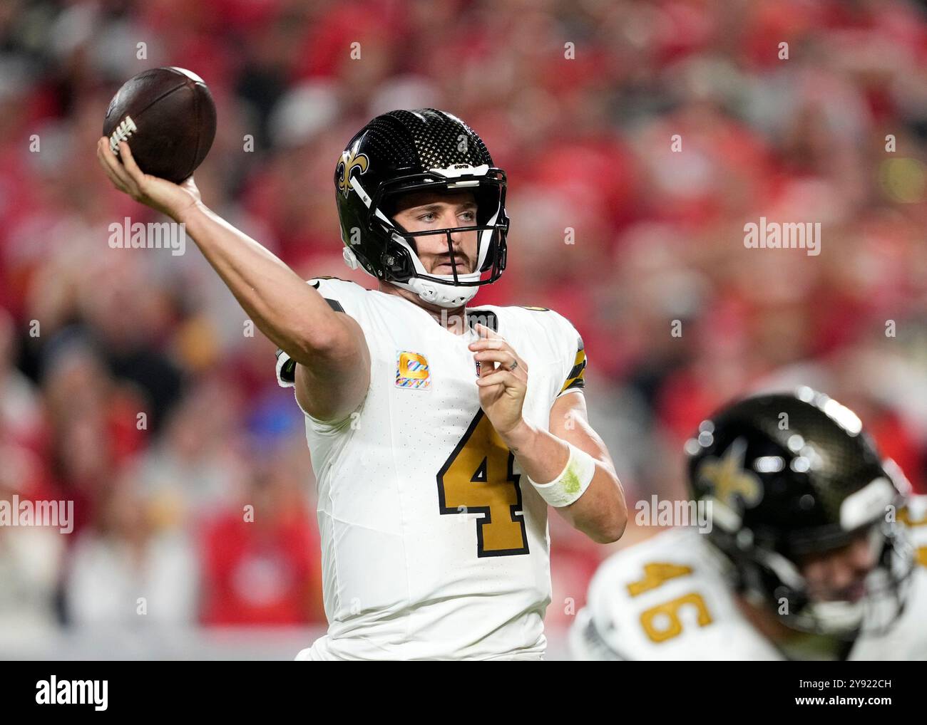 Kansas City, United States. 07th Oct, 2024. Saints quarterback Derek ...