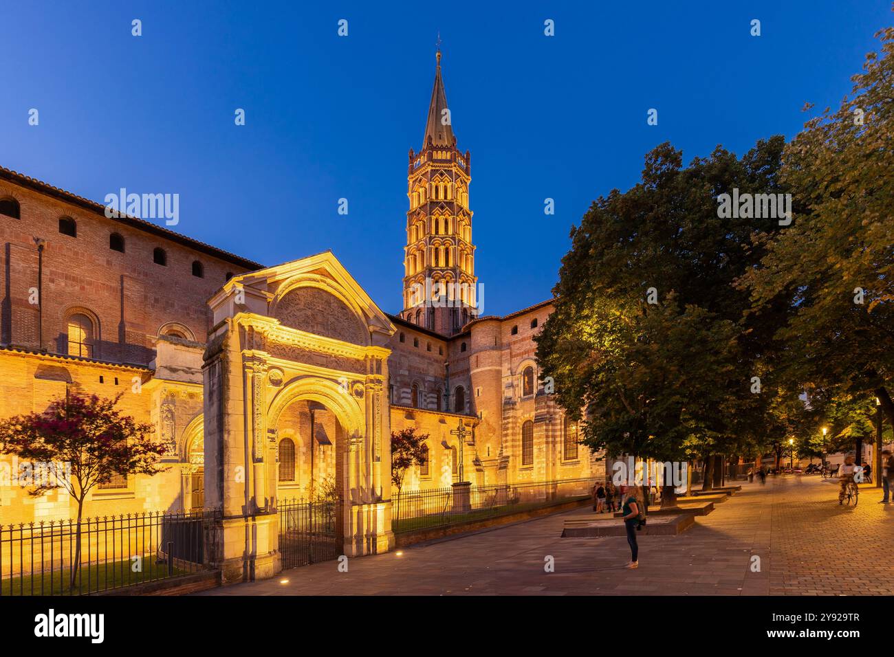 The UNESCO World Heritage Sites of the Basilica of Saint-Sernin in ...