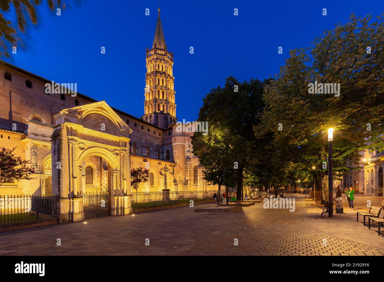 The UNESCO World Heritage Sites of the Basilica of Saint-Sernin in ...