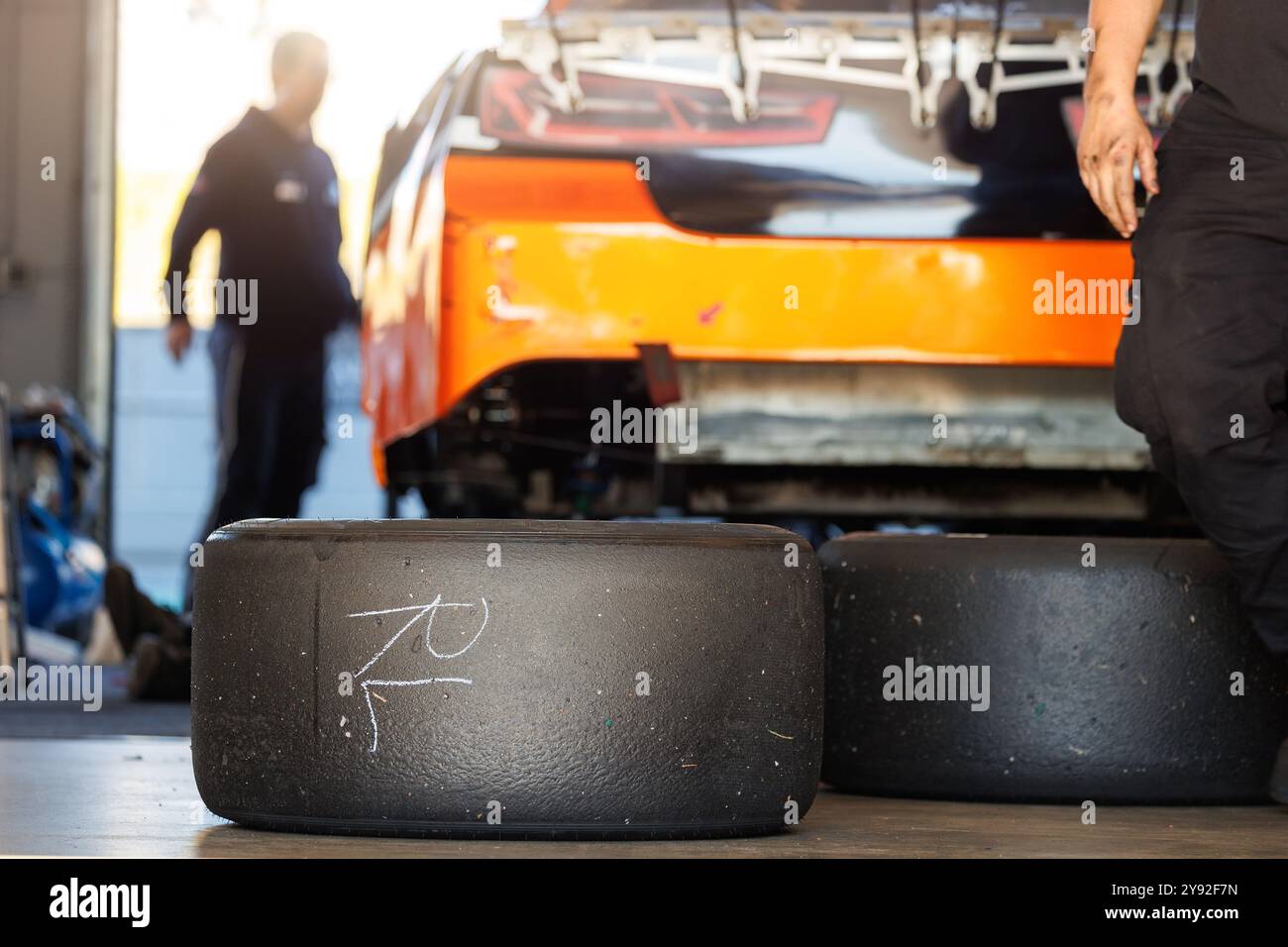 Racing slick tyres set against Nascar Whelen euro series racing ...