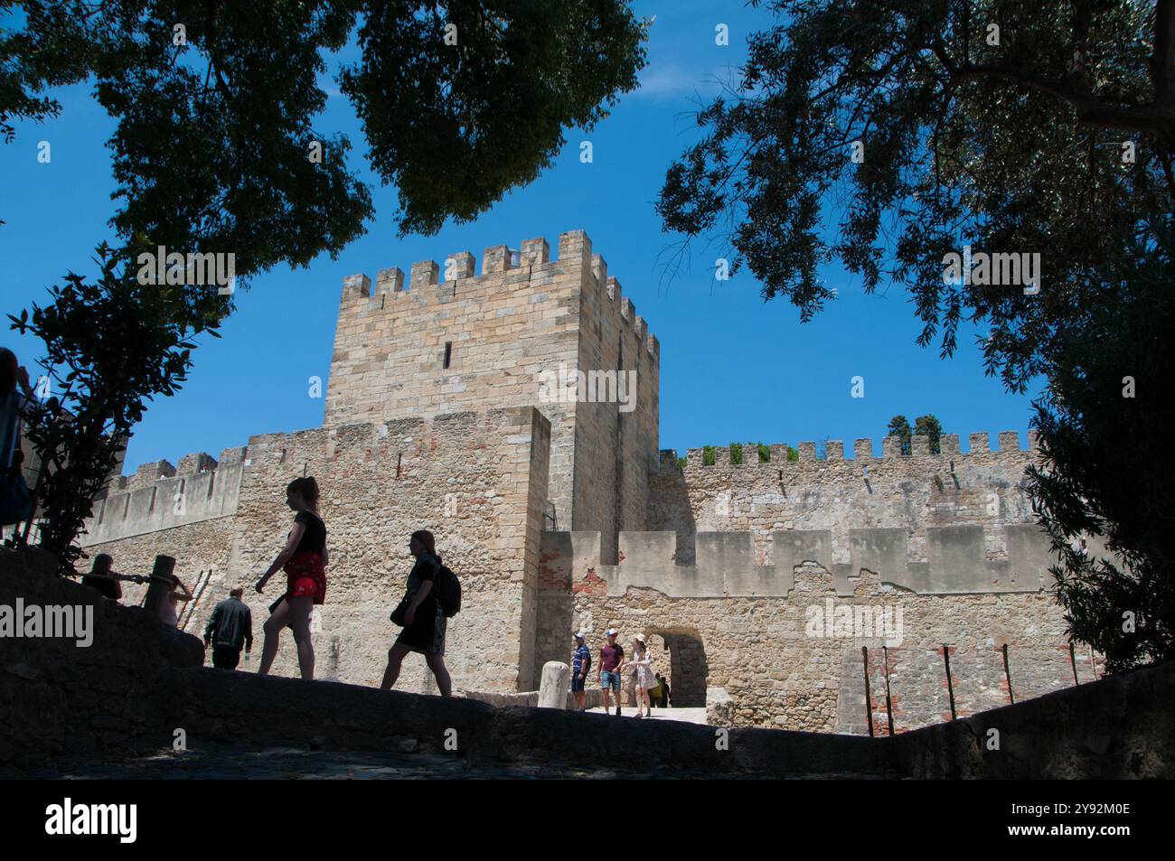ENTRANCE OF SAINT GEORGE'S CASTLE LISBON PORTUGAL / CASTELO DE SÃO ...