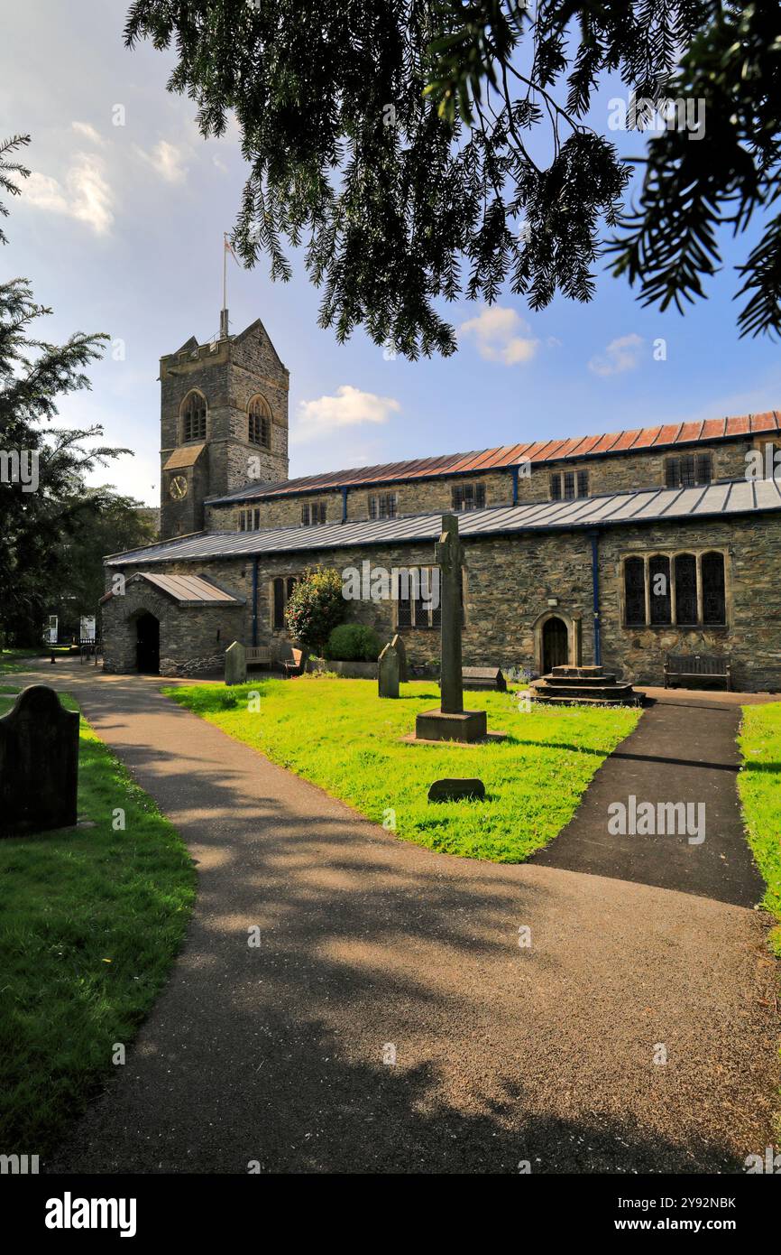 St Martin's Church, Bowness-on-Windermere town, Lake District National ...