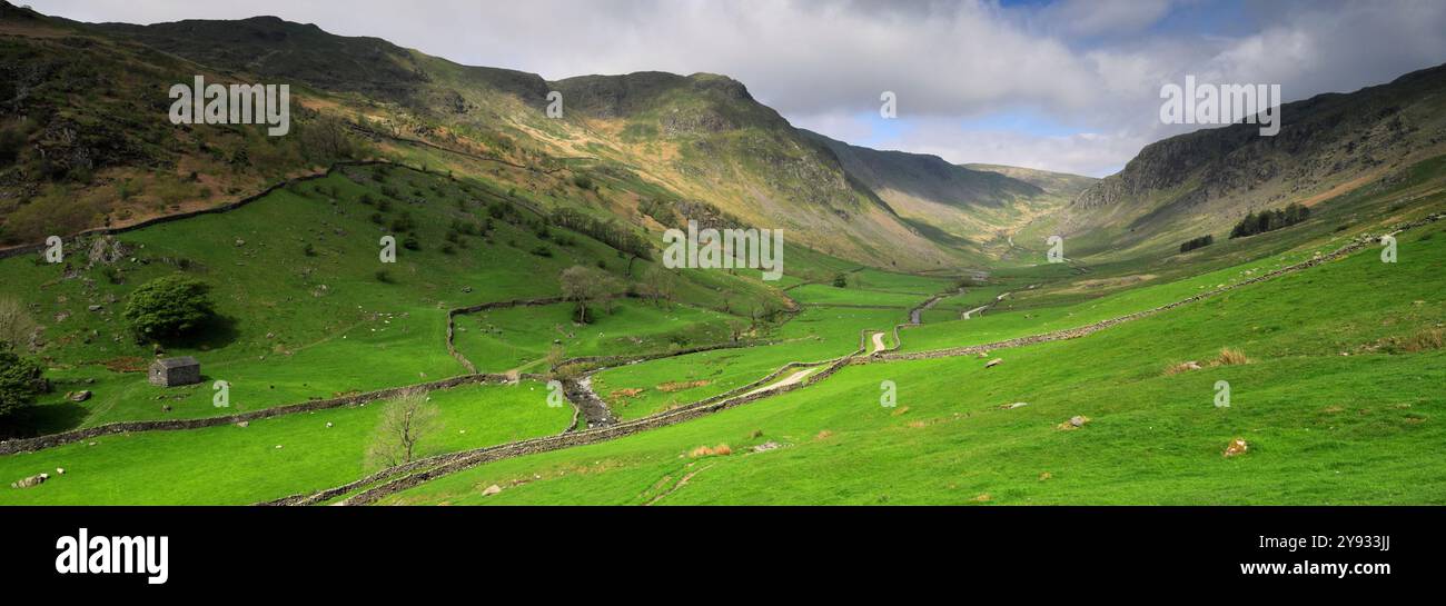 Summer view along the Sadgill valley, Sadgill village, Longsleddale ...