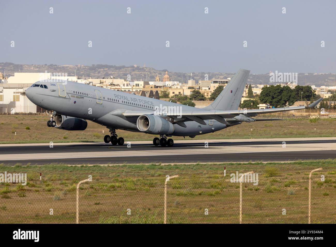 Royal Air Force Airbus A330 Voyager KC3 (A330-243MRTT) (REG: ZZ333 ...