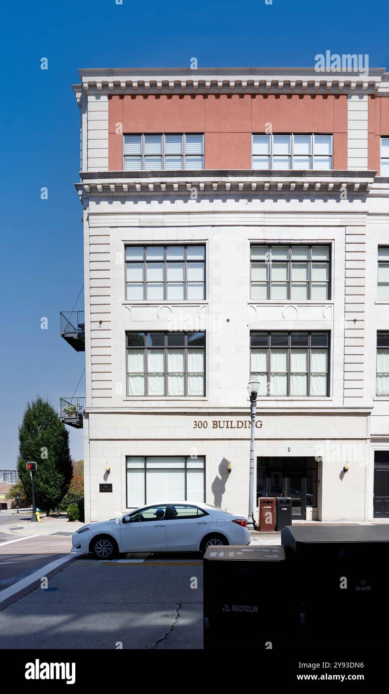 3 part vertical block facade hi-res stock photography and images - Alamy