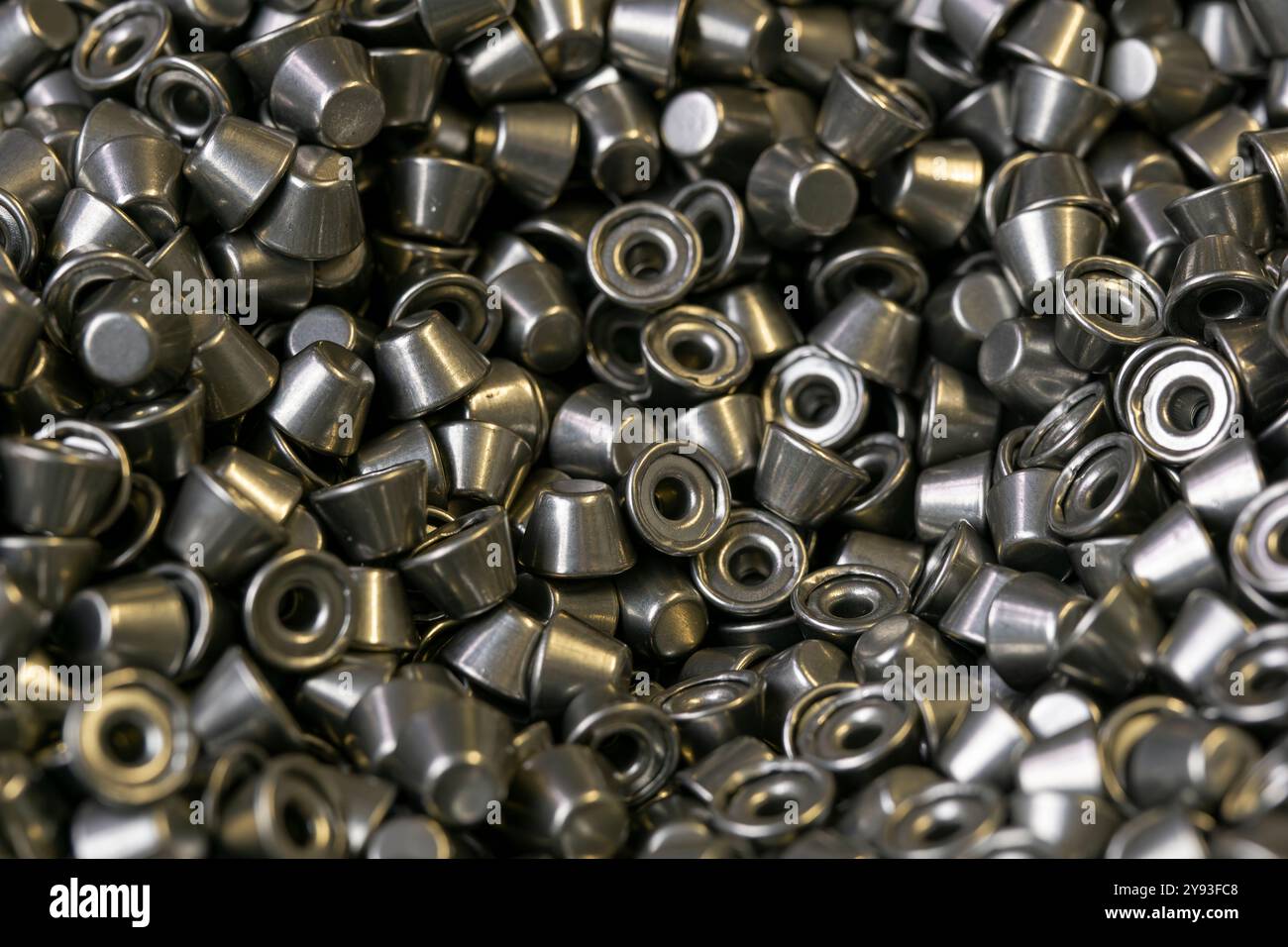 Silver metal production hi-res stock photography and images - Alamy