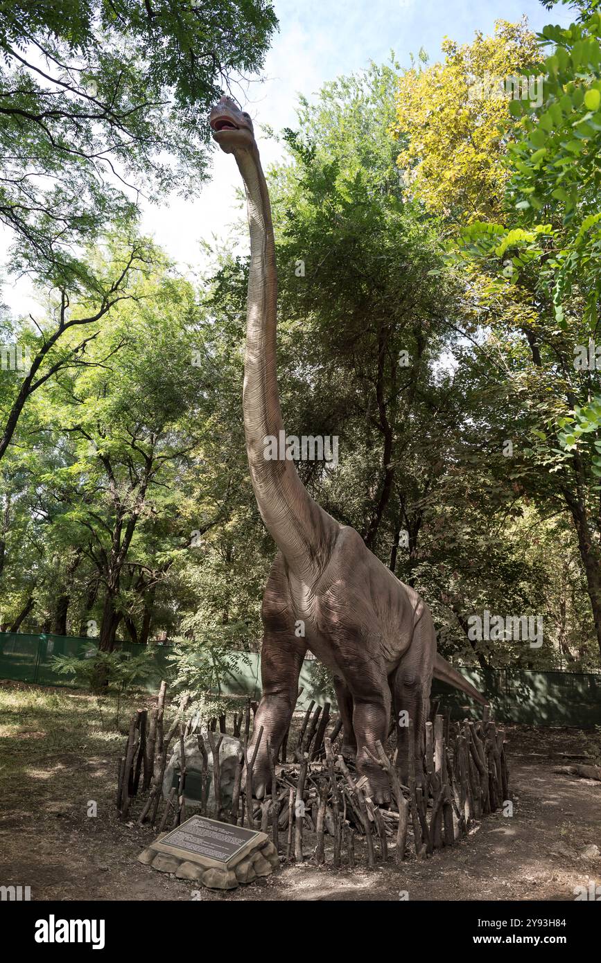 Brachiosaurus (the Late Jurassic - 156 million years ago Stock Photo ...