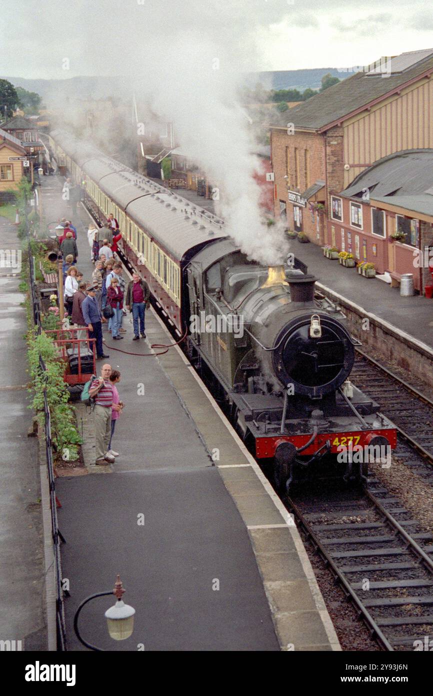 A steam train 4277 on the West Somerset Railway Stock Photo - Alamy