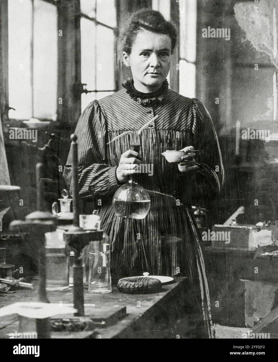 Marie Curie (1867-1934), portrait photograph in her laboratory, 1898 ...