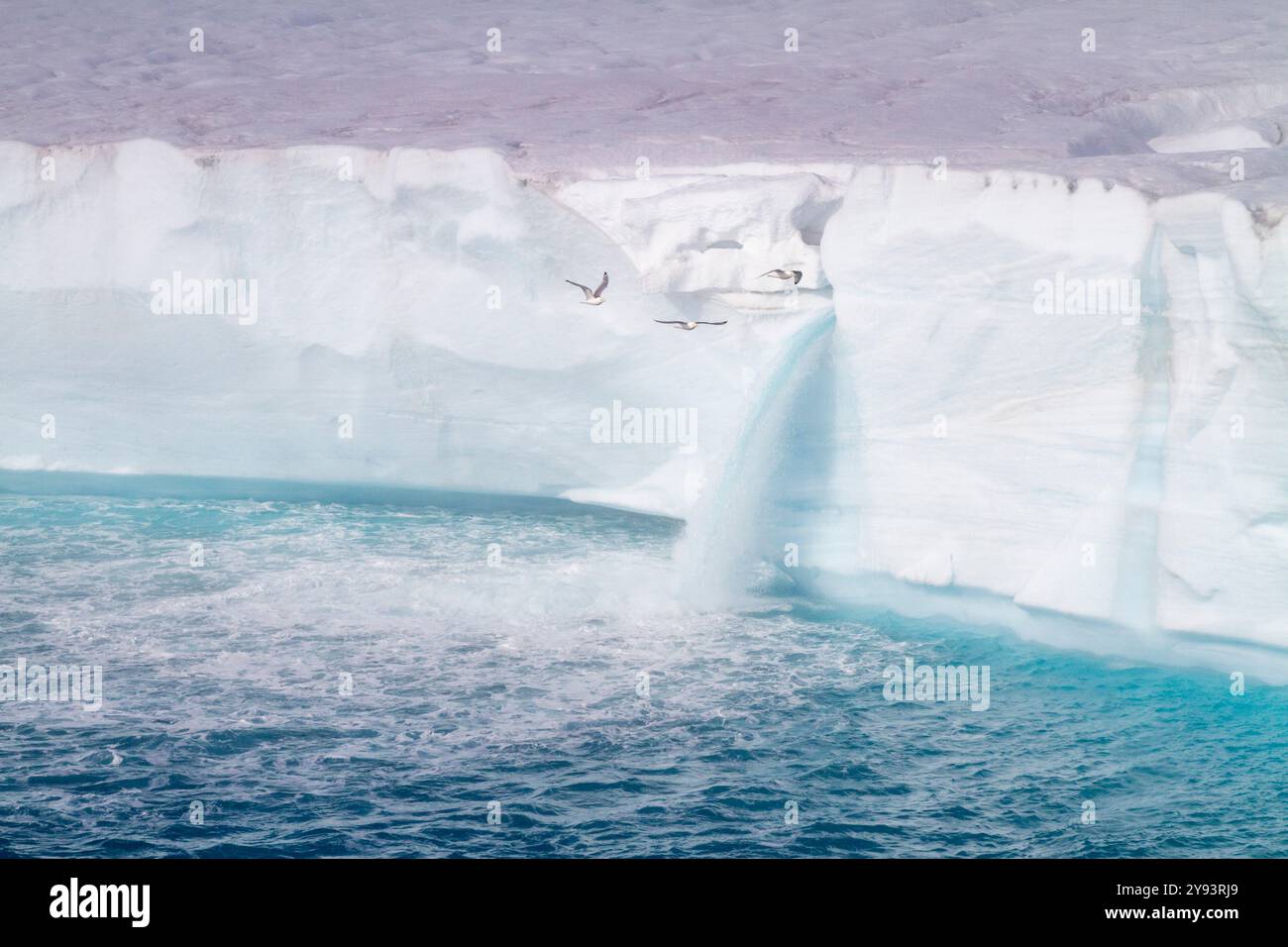 Views of Austfonna, an ice cap located on Nordaustlandet in the ...