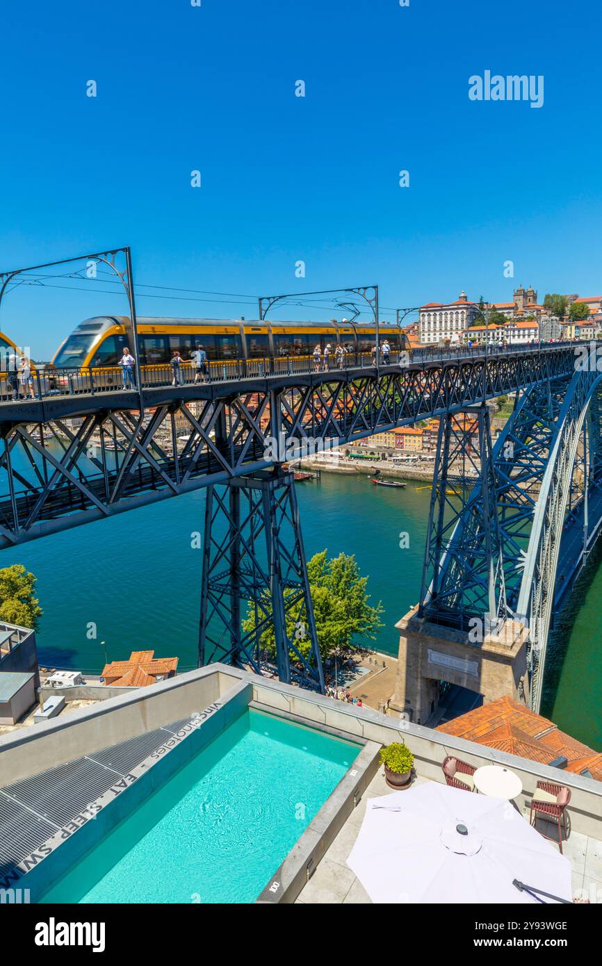 Train Crossing Dom Luis l Bridge, UNESCO World Heritage Site, Porto ...