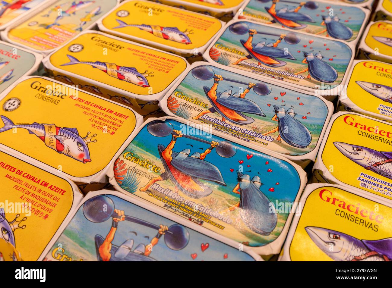 Tinned fish hi-res stock photography and images - Alamy
