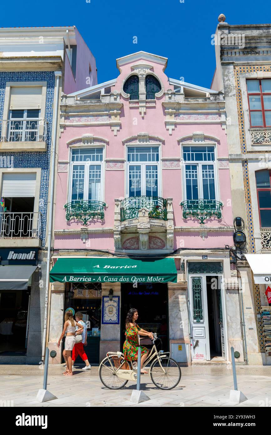 Aveiro portugal cycling hi-res stock photography and images - Alamy