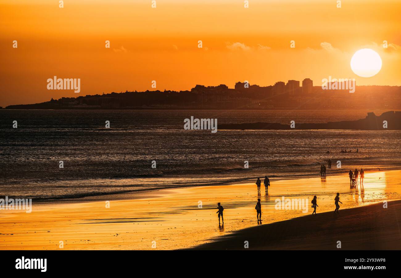 Beautiful sunset portugal beach hi-res stock photography and images - Alamy