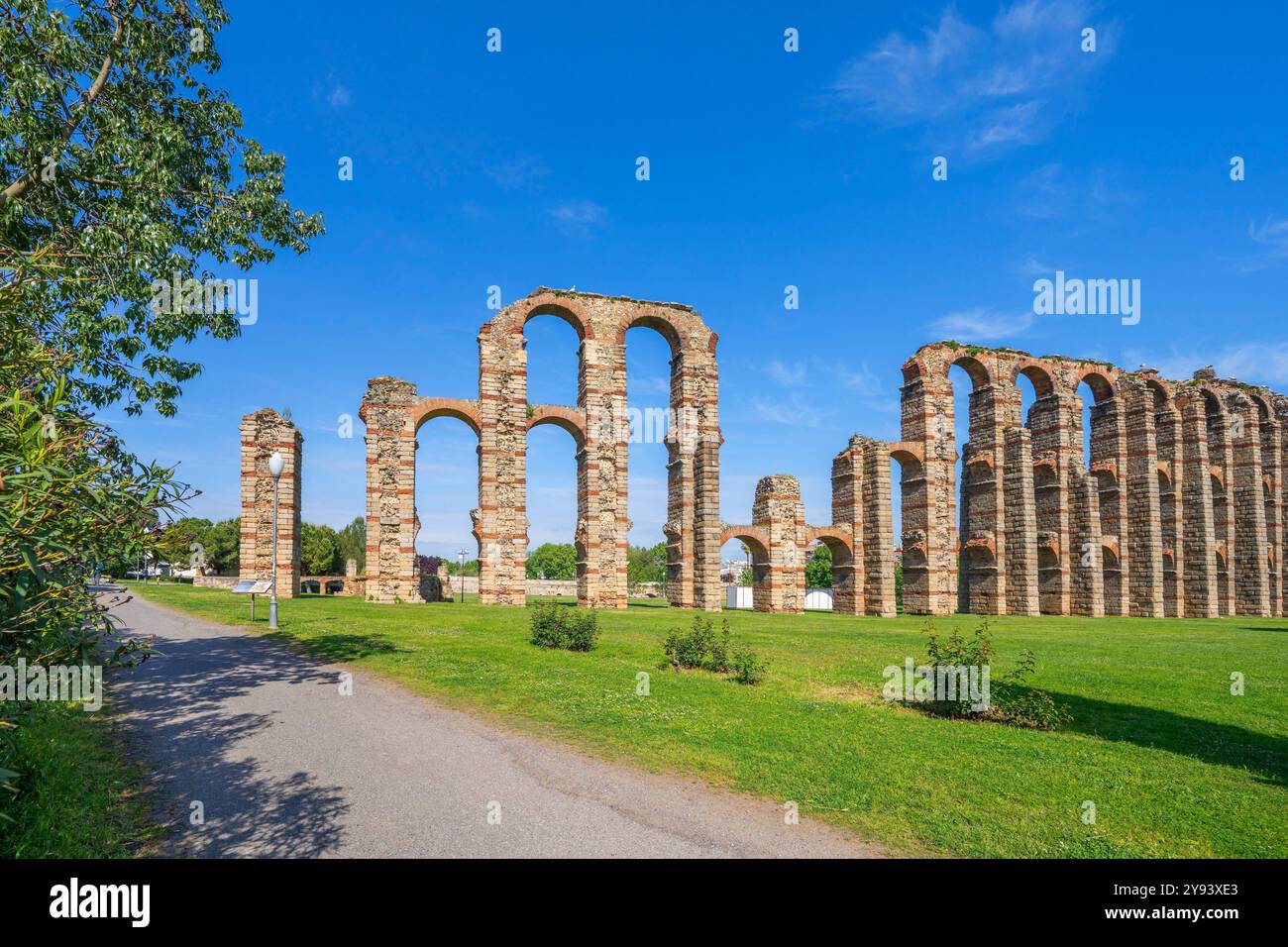 Acueducto De Los Milagros (Aqueduct of Miracles), UNESCO World Heritage ...