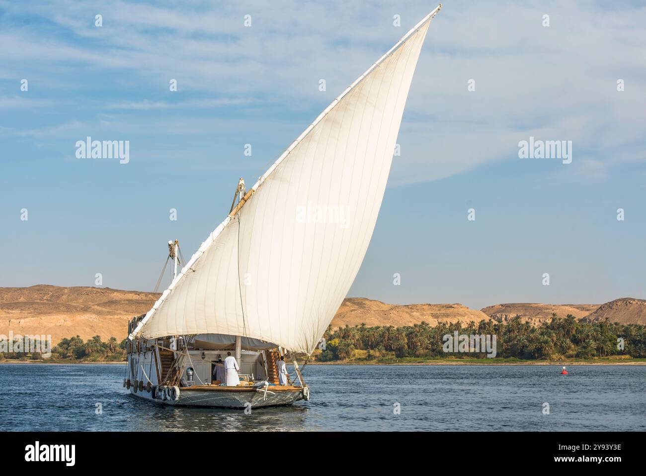 Dahabeah under sail, passenger river boat of the Lazuli fleet, sailing ...