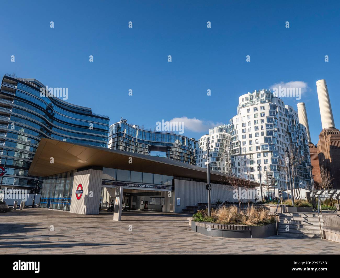Entrance to London Underground, Battersea Power Station, Battersea ...