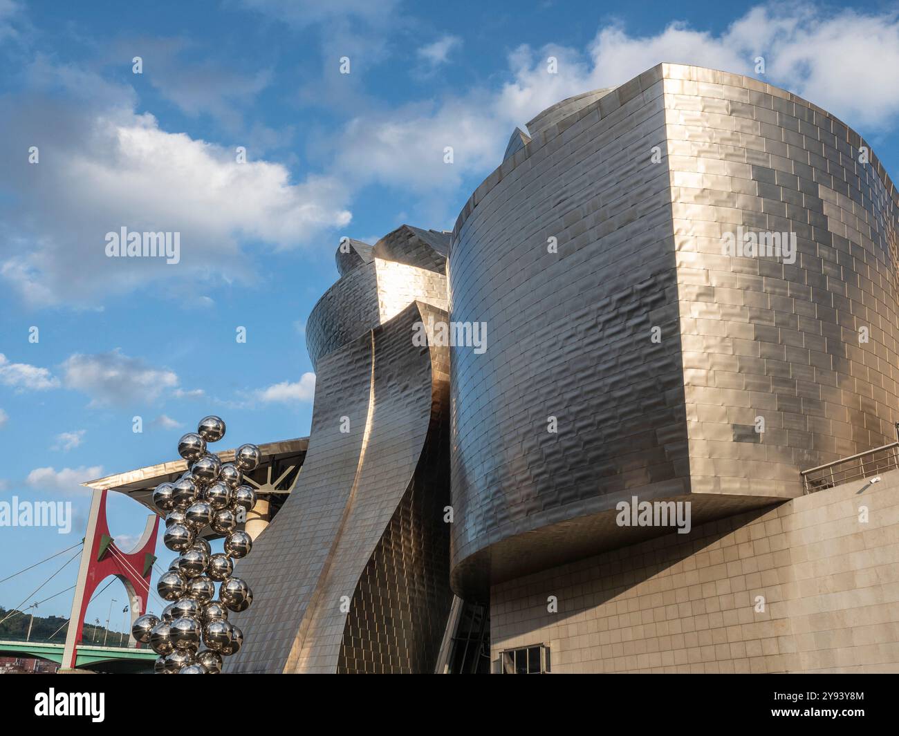 Tall Tree and the Eye, a sculpture by Anish Kapoor, outside the ...
