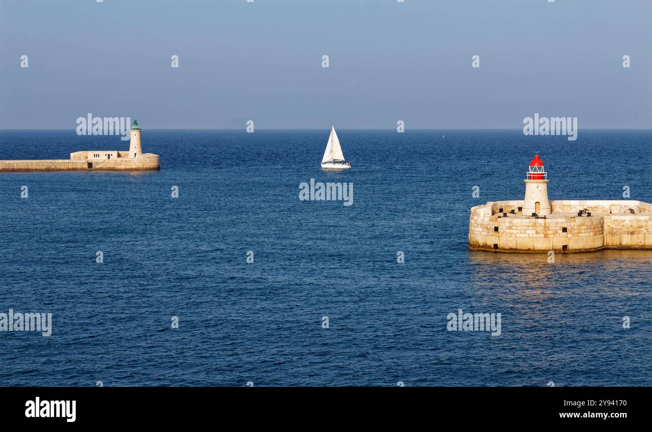 The Ricasoli and St Elmos Lighthouses at the entrance to the Grand ...