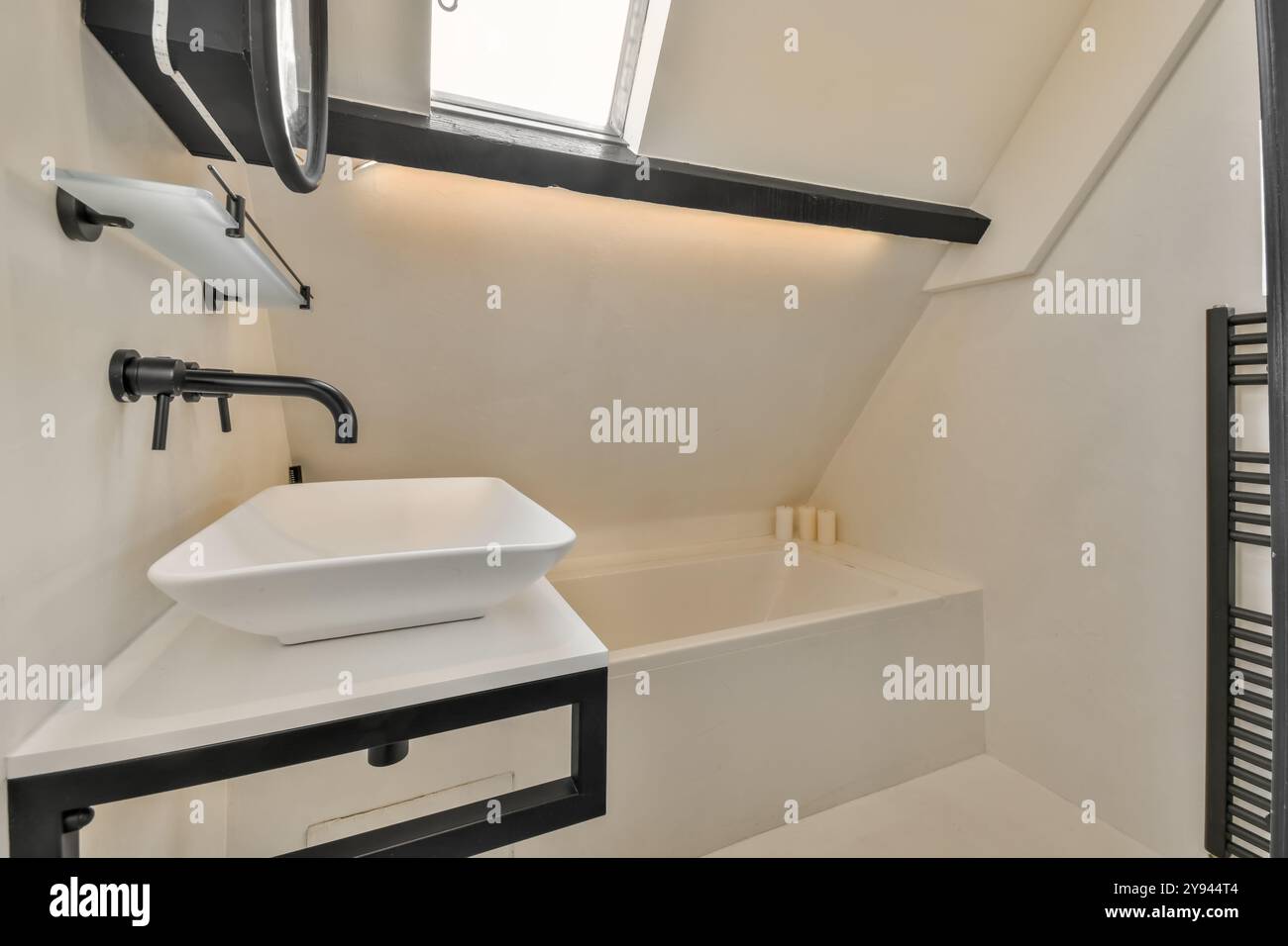 Matte black fixtures hi-res stock photography and images - Alamy