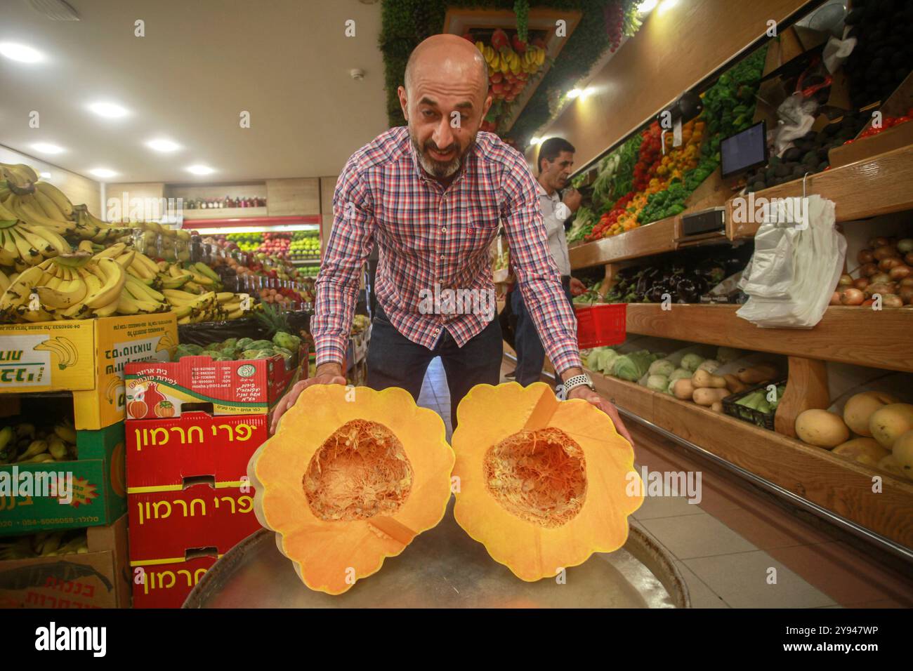 Nablus, Palestine. 8th Oct, 2024. Palestinian Amir Shana, displays a ...