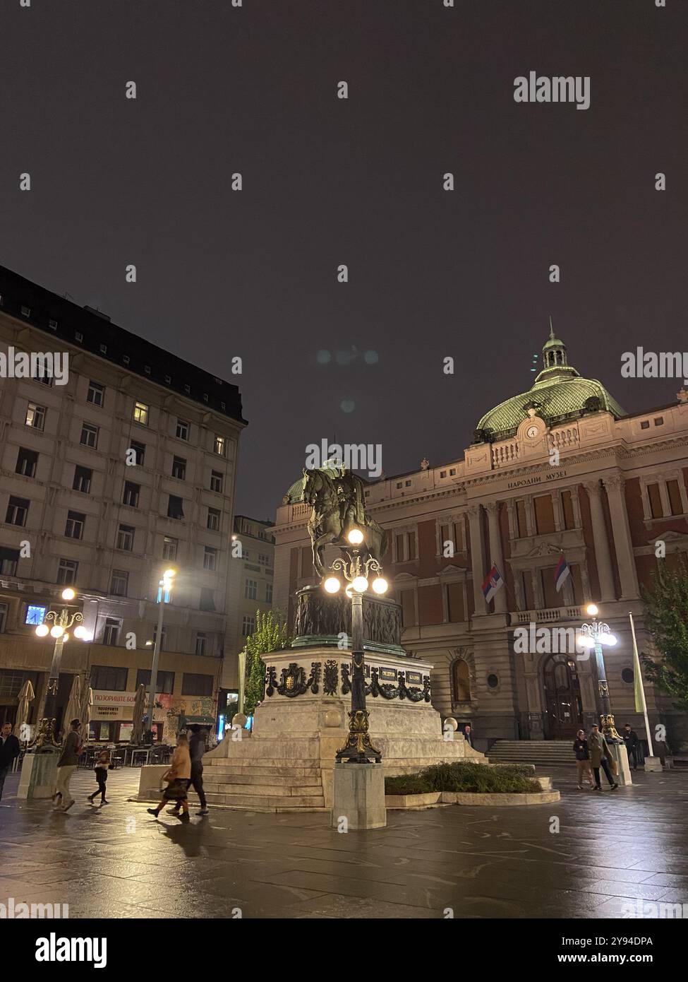 Night view of the Republic Square and National Museum of Serbia in ...