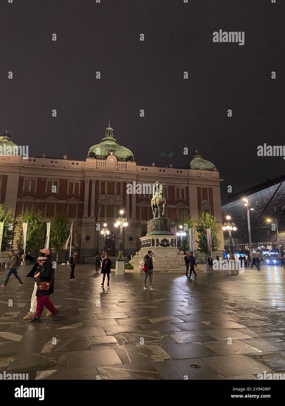 Night view of the Republic Square and National Museum of Serbia in ...