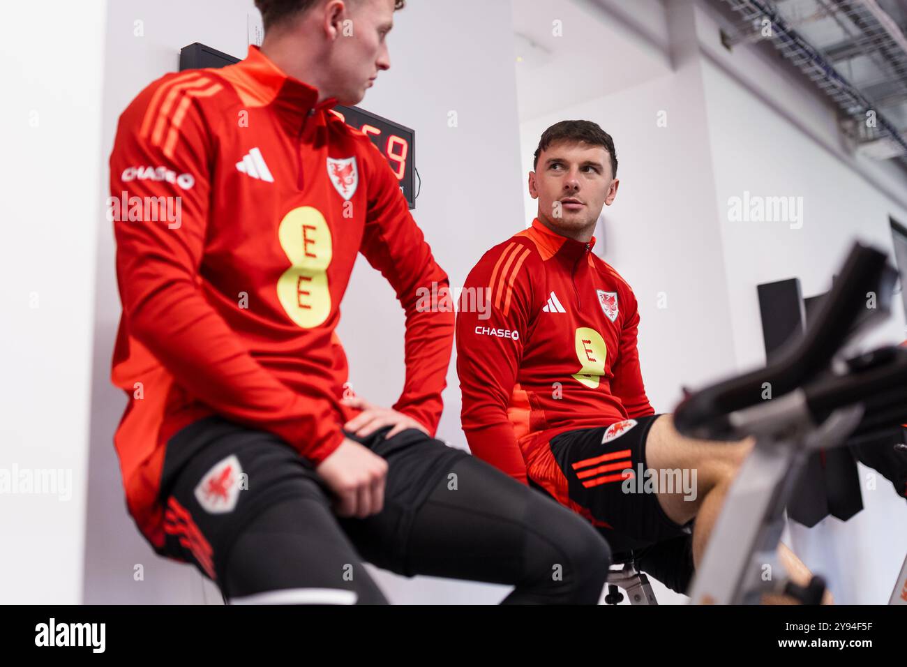 PONTYCLUN, WALES - 07 OCTOBER 2024: Wales' Nathan Broadhead and Wales ...