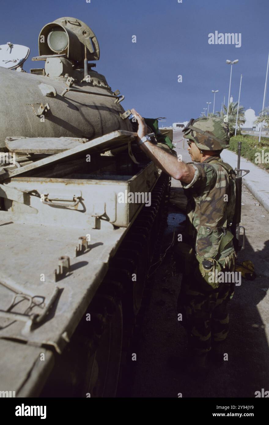 First Gulf War: 8th March 1991 An American soldier examines an Iraqi ...