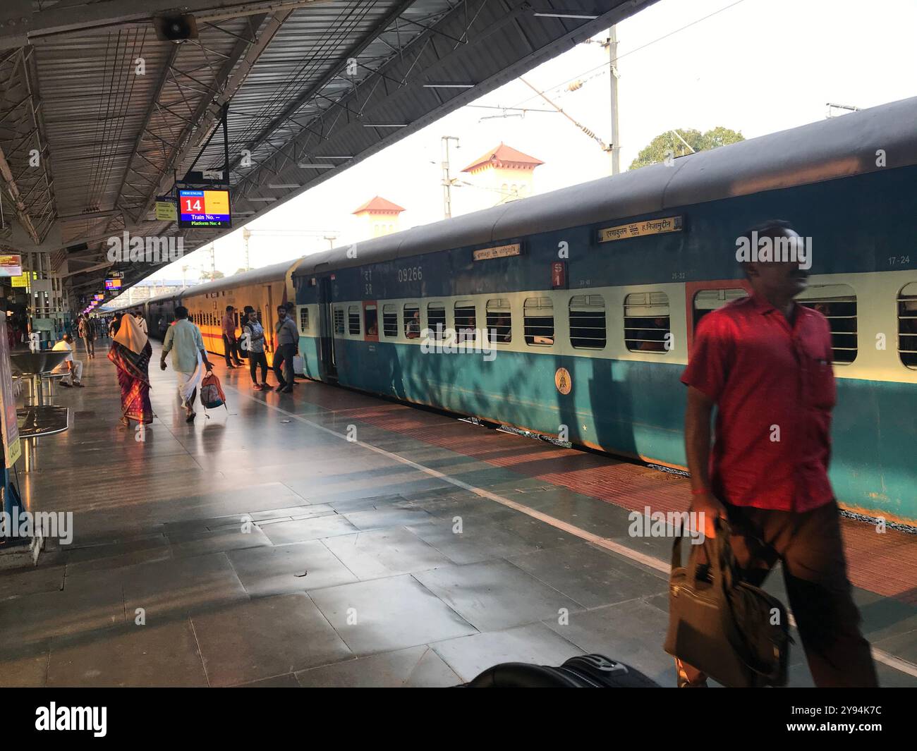 Indian raiway hi-res stock photography and images - Alamy